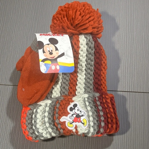 Disney | Accessories | Disney Mickey Mouse Knit Hat Mittens Set Nwt ...